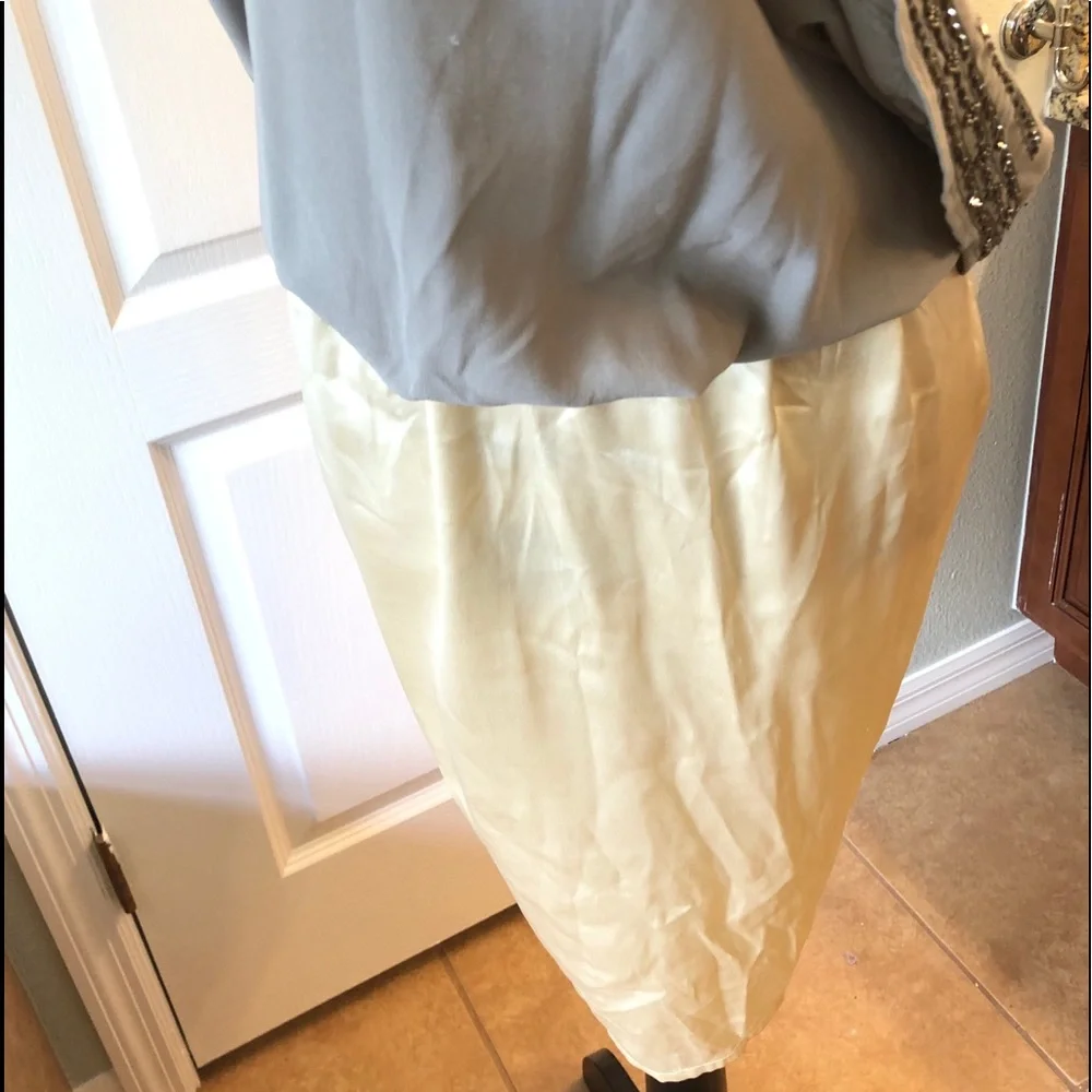 A Pea in the Pod | Dresses | Nwot Pea In The Pod Grey Sequence Dress ...